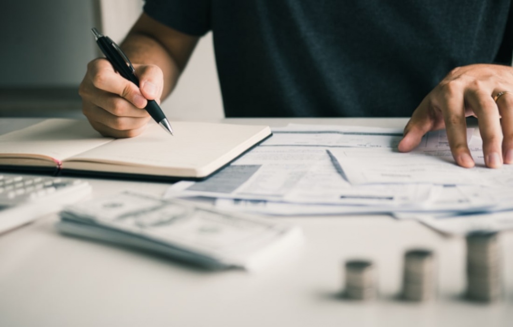 ¿Qué Es Finanzas, Banca y Seguros? | UNILA